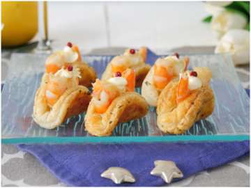 » Canape’ con gamberi avvolti in pancetta - Ricetta Canape’ con gamberi ...
