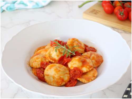 Ravioli ricotta e prosciutto - Ricetta di Misya